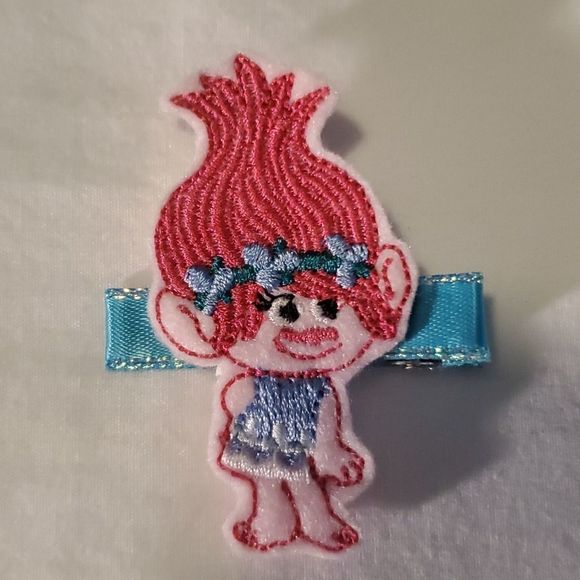 Yogi & Cecil's Boutique | Accessories | New Trolls Poppy Felt Hair ...